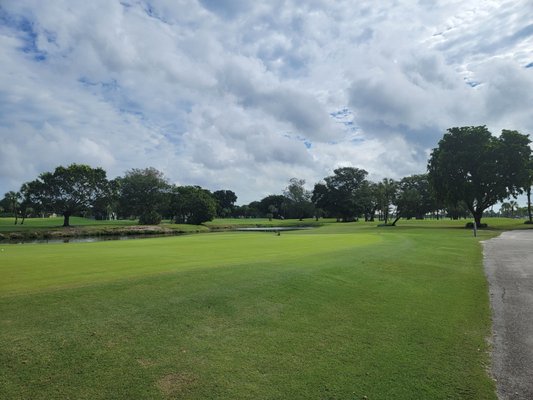 ORIOLE GOLF CLUB - Updated January 2026 - 23 Photos & 37 Reviews - 8000 ...