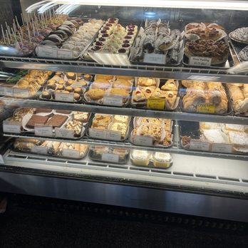 GRANDVIEW BAKERY - Updated November 2024 - 190 Photos & 153 Reviews ...