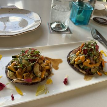 URBE - Updated August 2024 - 777 Photos & 292 Reviews - 1101 Uptown Pk ...