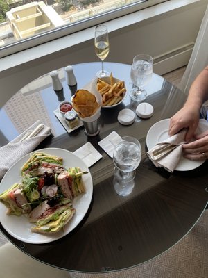 THE PENINSULA CHICAGO - 752 Photos & 401 Reviews - 108 E Superior St ...