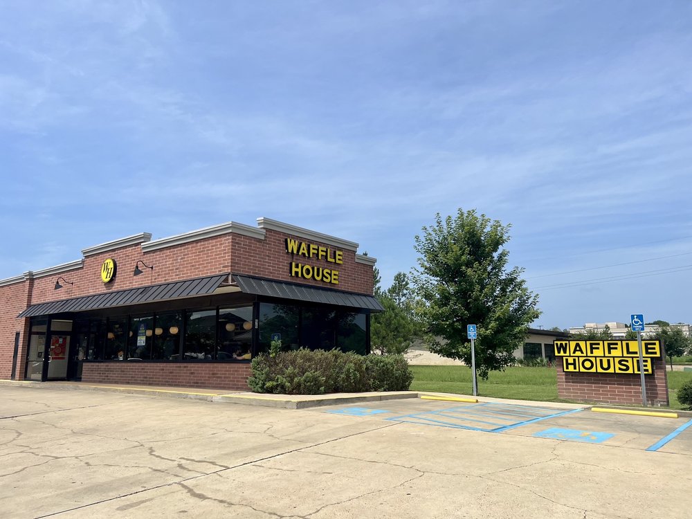 WAFFLE HOUSE - Updated March 2025 - 12 Photos - 96 Riverview Dr ...