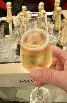 MOET & CHANDON IMPERIAL LOUNGE AT CLIMATE PLEDGE ARENA - Updated August ...