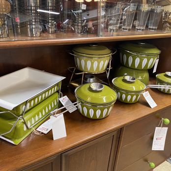 FLOWER CHILD - Updated January 2026 - 146 Photos & 112 Reviews - 233 E ...