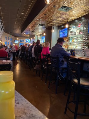 BENCHMARK SPORTS PUB & EATERY - Updated March 2025 - 28 Photos & 118 ...