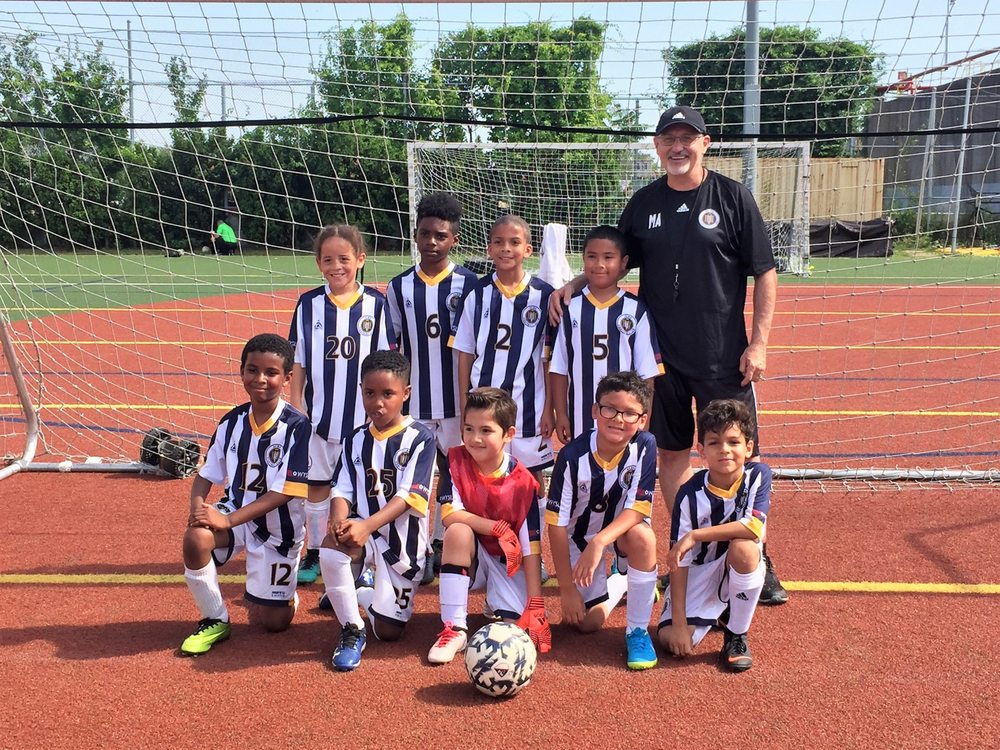 ALBA FOOTBALL - 25 Photos - 2018 Paulding Ave, The Bronx, New York ...