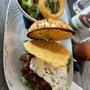 RADIUS - 146 Photos & 155 Reviews - 15 E Lincolnway, Valparaiso, IN ...