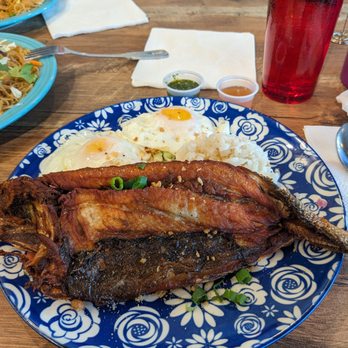 CHEBOGZ - Updated April 2025 - 270 Photos & 115 Reviews - 2710 Beacon ...