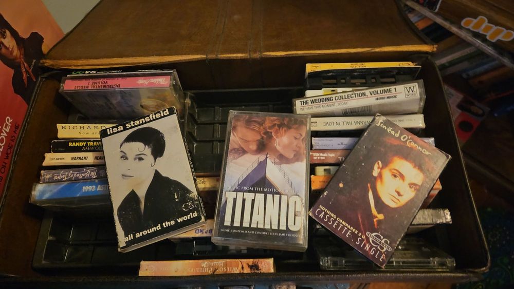 VENUS TIME TRAP - Updated December 2025 - 37 Photos - 4517 W Hundred Rd ...