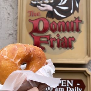 DONUT FRIAR - 382 Photos & 463 Reviews - 634 Pkwy, Gatlinburg ...