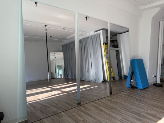 PIXIE DUST POLE & AERIAL - Updated February 2025 - 333 W 52nd St, New York, New York - Dance ...