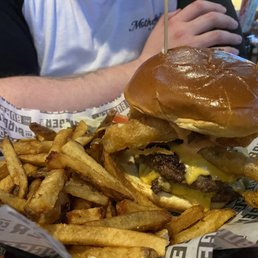 MILWAUKEE BURGER COMPANY - 335 Photos & 374 Reviews - 6421 S 27th St ...