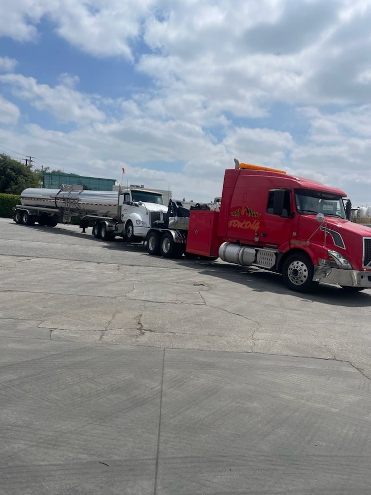 DAY & NIGHT TOWING - Updated May 2024 - 141 S Topanga Canyon Blvd ...