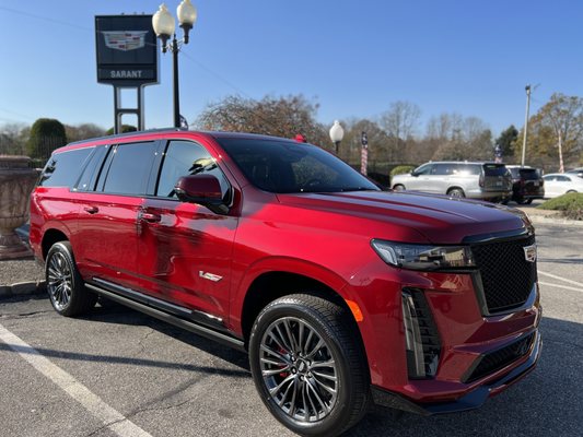 SARANT CADILLAC - Updated October 2025 - 35 Photos & 51 Reviews - 4339 ...