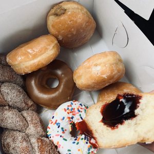 CAROL LEE DONUTS - 54 Photos & 161 Reviews - Bakeries - 1414 N Main St ...
