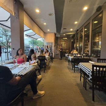 AMICAL - Updated May 2025 - 314 Photos & 462 Reviews - 229 E Front St ...