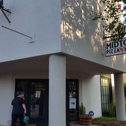 MIDTOWN PIZZA KITCHEN - Updated December 2025 - 132 Photos & 160 ...