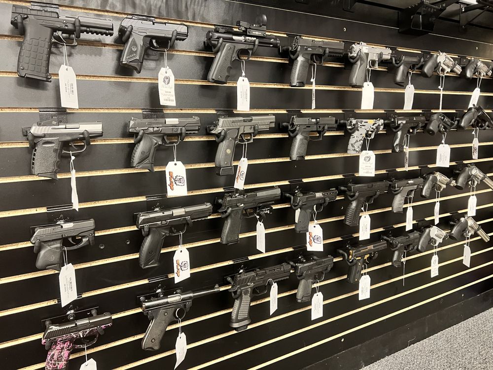 THE 2ND RIGHT - Updated October 2025 - 11 Photos - 4220 Dr Martin ...