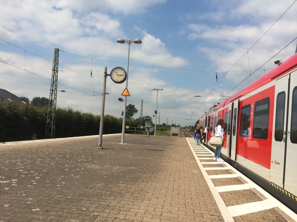 ANGERMUND BAHNHOF - Updated March 2024 - Bahnhofstr. 36, Düsseldorf ...