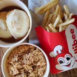 JOLLIBEE - Updated December 2025 - 886 Photos & 369 Reviews - 555 N ...