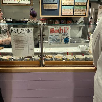 BERRYLINE - Updated July 2024 - 209 Photos & 638 Reviews - 3 Arrow St ...