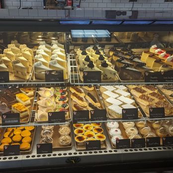 VICKY BAKERY - Updated October 2025 - 57 Reviews & 131 Photos - 4556 S ...