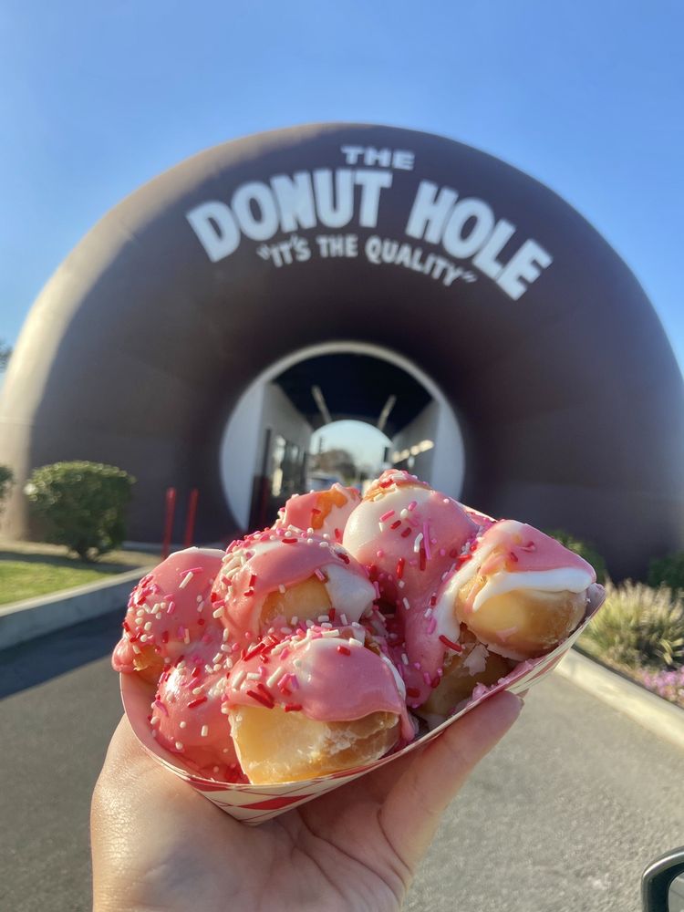 The Donut Hole, La Puente | Roadtrippers
