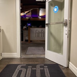 HI-FI ROOFTOP BAR - 82 Photos & 45 Reviews - Cocktail Bars - 453 ...