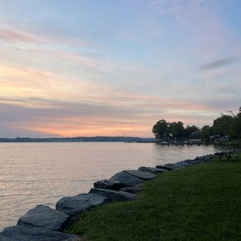 FLYING POINT MARINA - Updated December 2025 - 35 Photos - 324 Flying ...