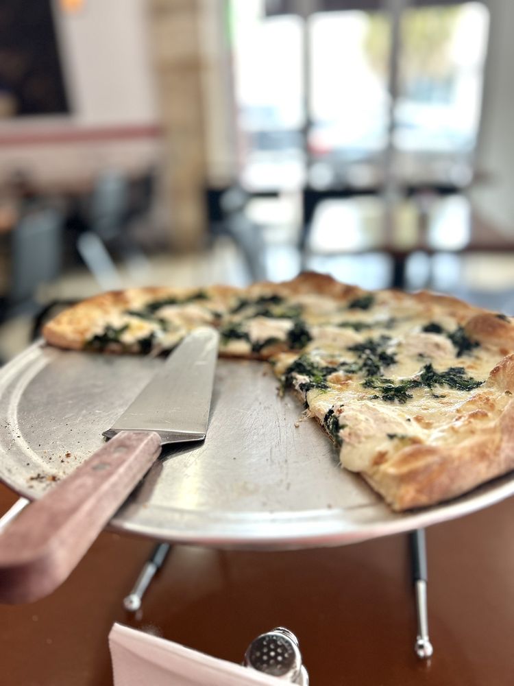 ITALY PIZZERIA COLLEGE PARK - Updated December 2025 - 17 Photos & 22 ...