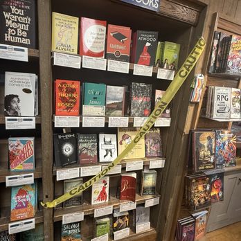 NORTHSHIRE BOOKSTORE - Updated December 2025 - 194 Photos & 174 Reviews ...