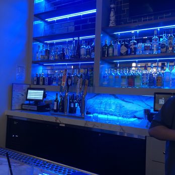 CRAFTZ LOUNGE - Updated June 2024 - 262 Photos & 145 Reviews - 3720 Mission Inn Ave, Riverside ...