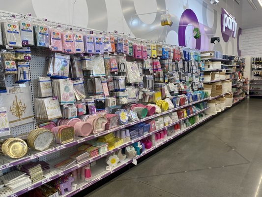 POPSHELF - Updated August 2025 - 20 Photos - 1115 Cornerstone Blvd, Daytona, Florida - Party ...