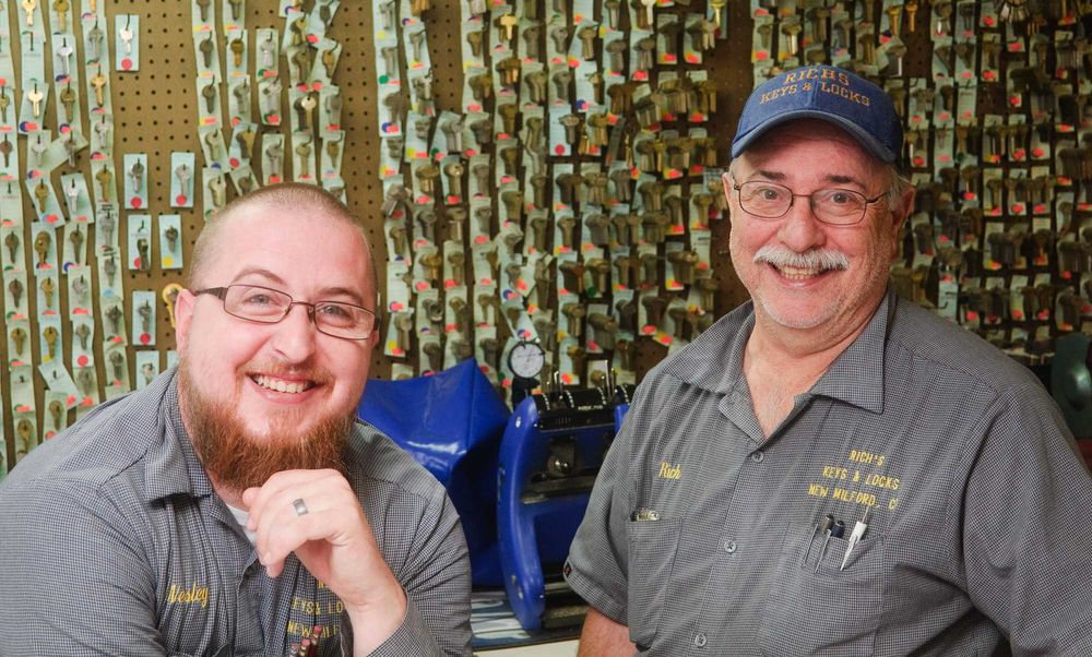 RICH’S KEYS AND LOCKS - Updated June 2025 - 21 Photos - 481 Danbury Rd ...