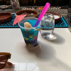 DIVE BAR LIC - 153 Photos & 82 Reviews - Restaurants near Astoria, NY ...