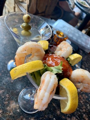 BLUE MARTINI LOUNGE - 450 Photos & 509 Reviews - 5455 E High St ...