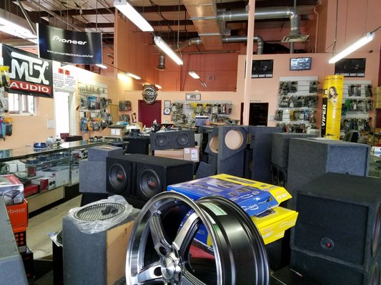 STEREO WAREHOUSE - Updated December 2025 - 38 Photos & 32 Reviews ...