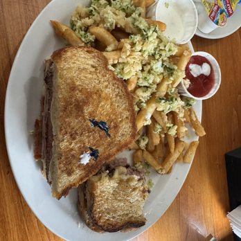 HARVEST MOON - Updated November 2024 - 297 Photos & 638 Reviews - 1213 ...