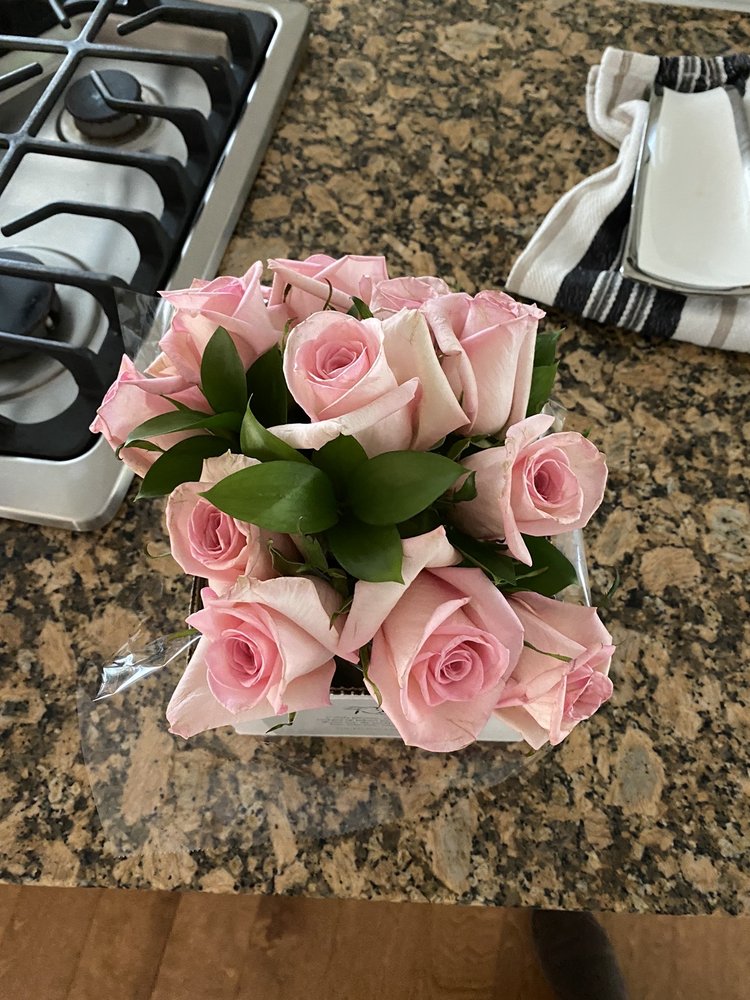 PETROFF CENTER PLASTIC SURGERY AND MEDI-SPA - 29 Photos & 23 Reviews ...