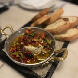 OLIVIA - Updated March 2025 - 2996 Photos & 1458 Reviews - 3601 W Swann ...