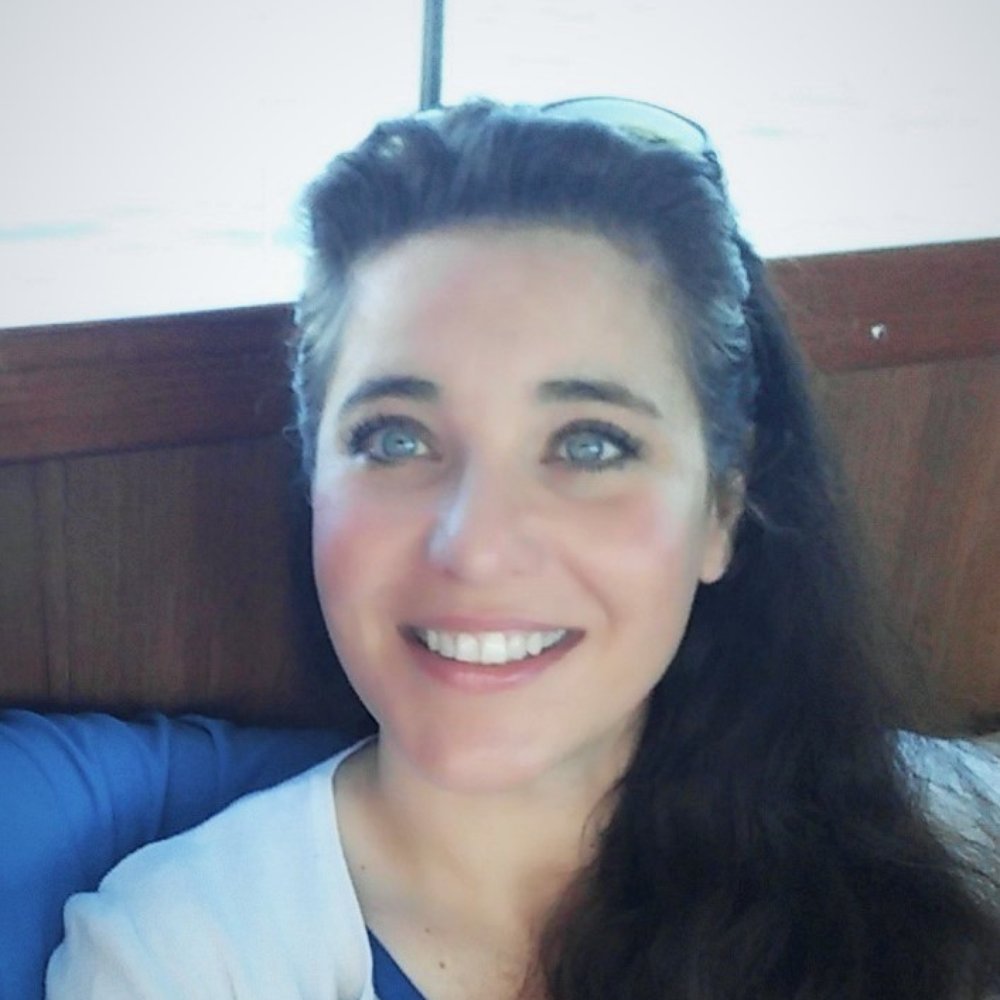 Lisa Burtch's Instagram, Twitter & Facebook on IDCrawl