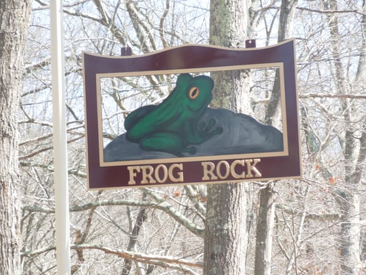 FROG ROCK - Updated August 2025 - 34 Photos & 18 Reviews - Pomfret Road ...