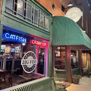 BIG FISH SEAFOOD GRILL & BAR - 477 Photos & 565 Reviews - 414 S Main St ...