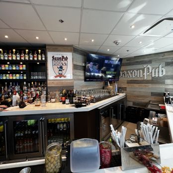 SAXON PUB - Updated July 2025 - 31 Photos & 27 Reviews - 3600 ...