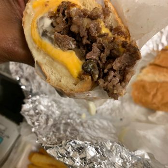 LINDEN DELI - Updated January 2026 - 40 Photos & 33 Reviews - 899 N ...