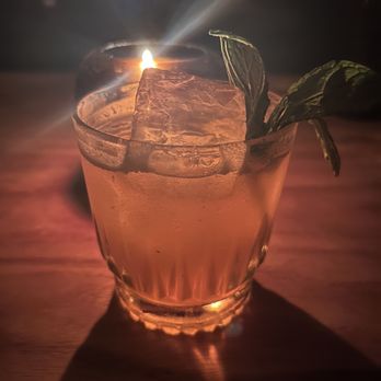 TRONA - Updated September 2024 - 102 Photos & 37 Reviews - 1812 E 12th ...