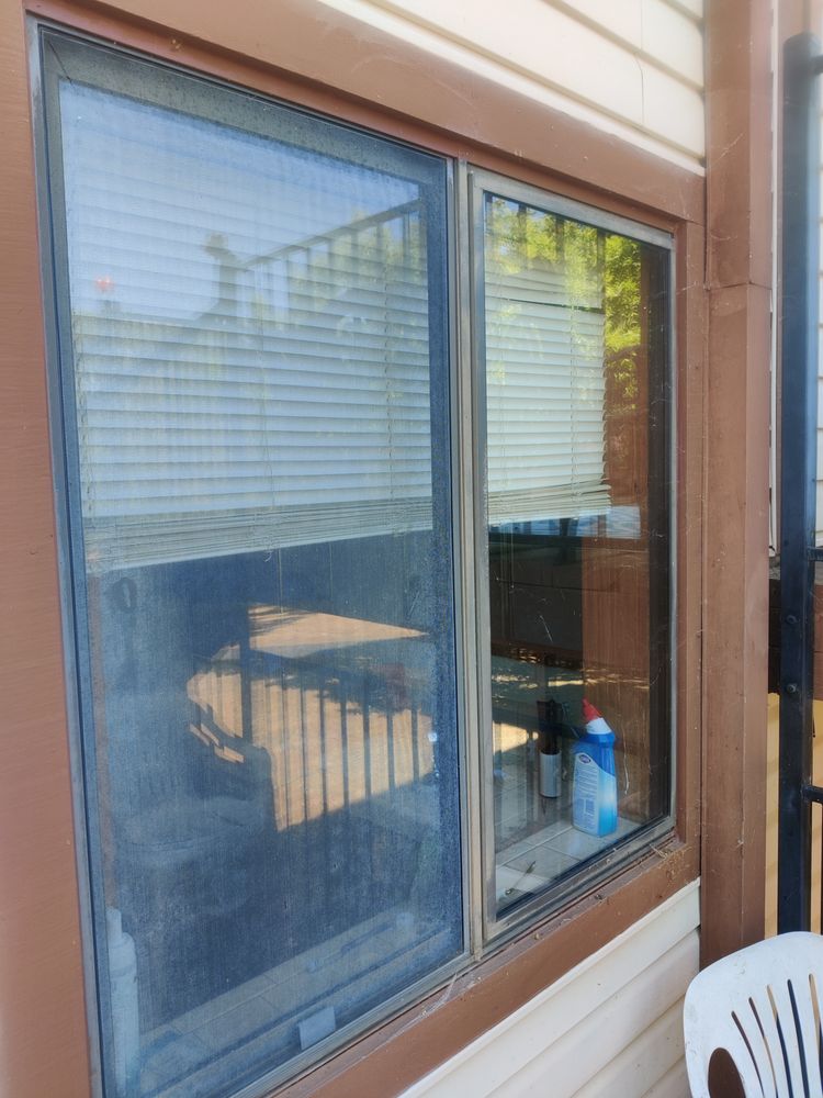 COMICALLY CLEAN WINDOWS - 16 Photos - Sacramento, California - Window ...