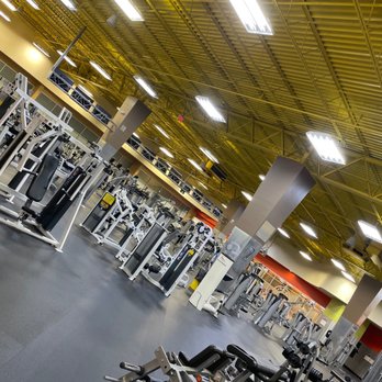 GOLD’S GYM - ASHEVILLE - Updated December 2025 - 13 Photos & 28 Reviews ...