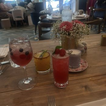 LITTLE HEN - HOUSTON - Updated December 2024 - 1134 Photos & 404 ...