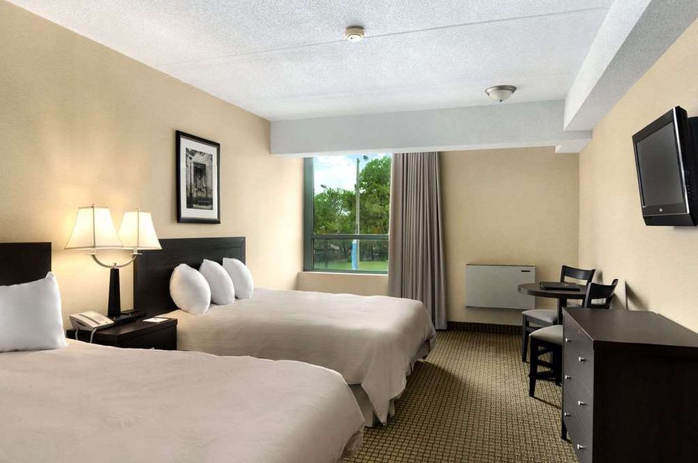 DAYS INN-LUNDY’S LANE RESORT - Updated May 2026 - 17 Photos & 25 ...