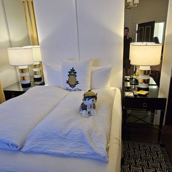 STAYPINEAPPLE, AN ELEGANT HOTEL, UNION SQUARE - Updated May 2025 - 725 ...